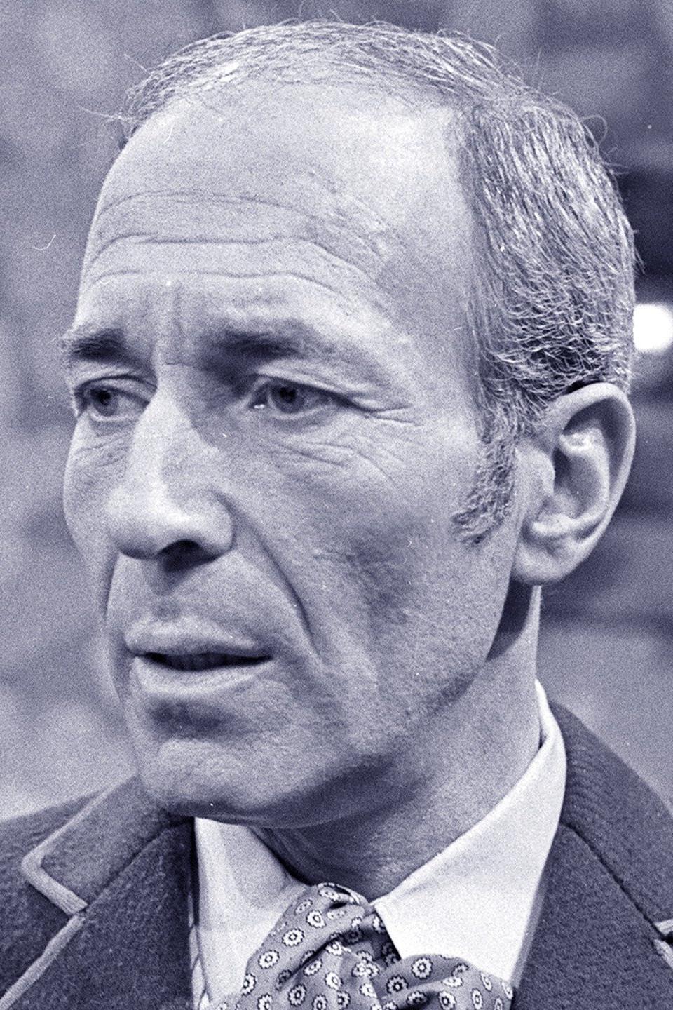 Peter Capell - FilmAffinity