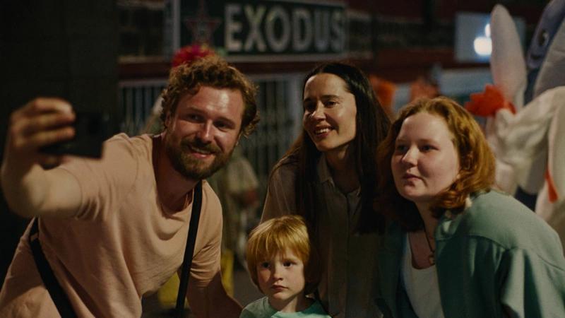 Image gallery for Under the Volcano - FilmAffinity