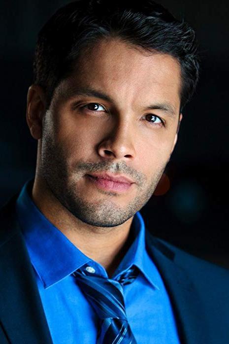 Rey Valentin - FilmAffinity