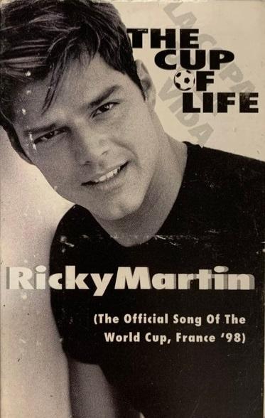 Ricky Martin: The Cup of Life (Vídeo musical) (1998) - Filmaffinity