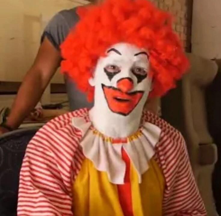 Image gallery for Ronald McDonald's EXTREME NEKNOMINATE! (S) - FilmAffinity