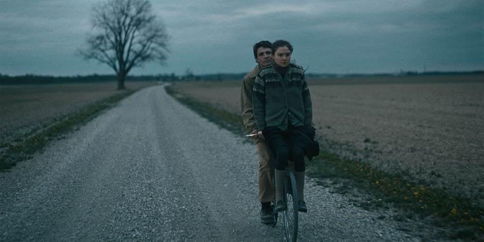 Image gallery for Runner - FilmAffinity