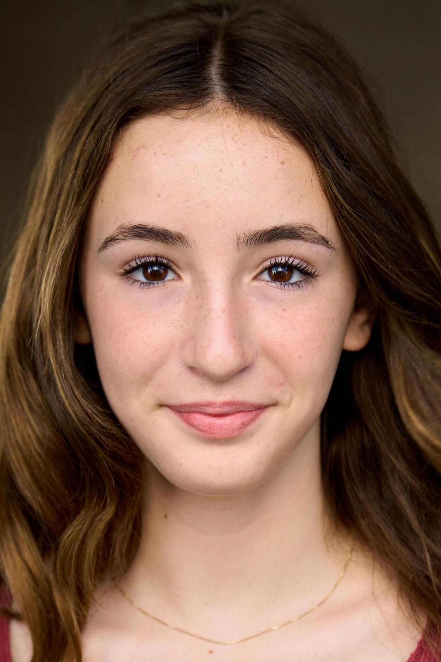 Rylee Alazraqui - FilmAffinity