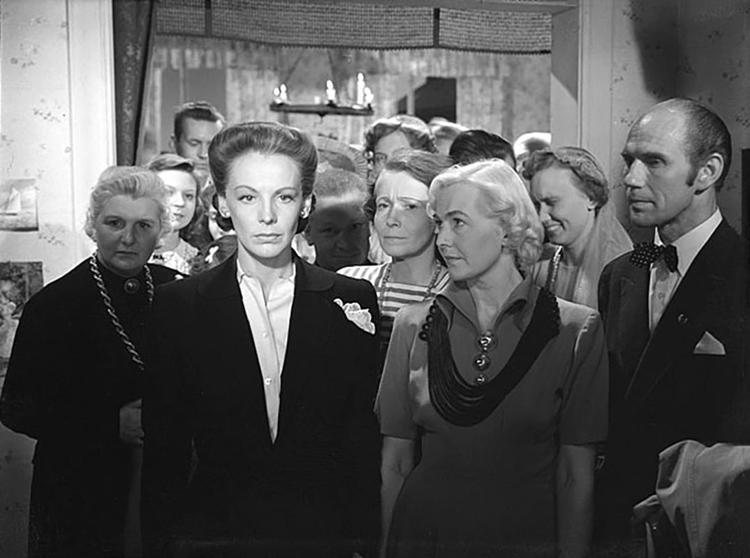 Image gallery for This Can't Happen Here - FilmAffinity