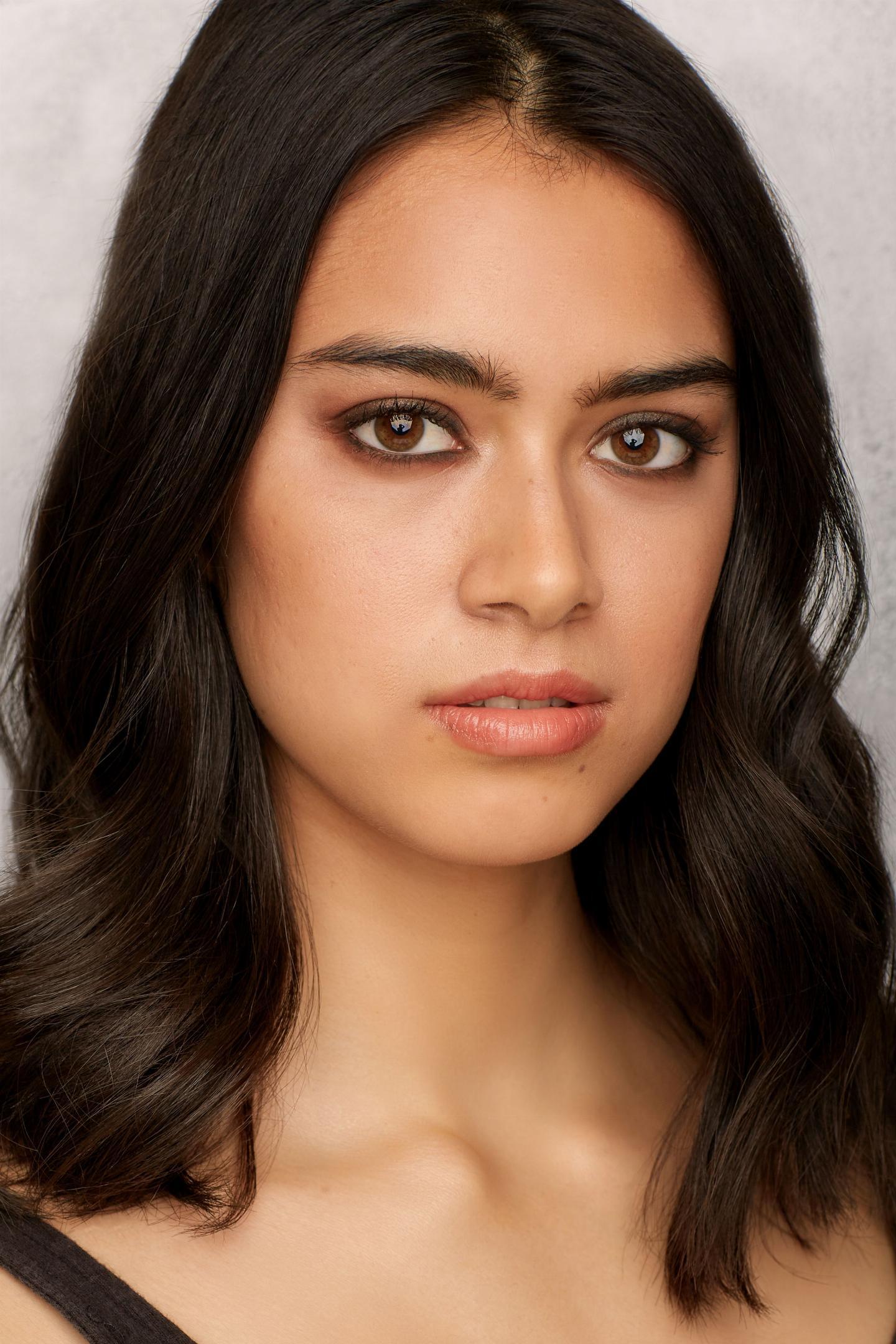 Sara Wolfkind - FilmAffinity