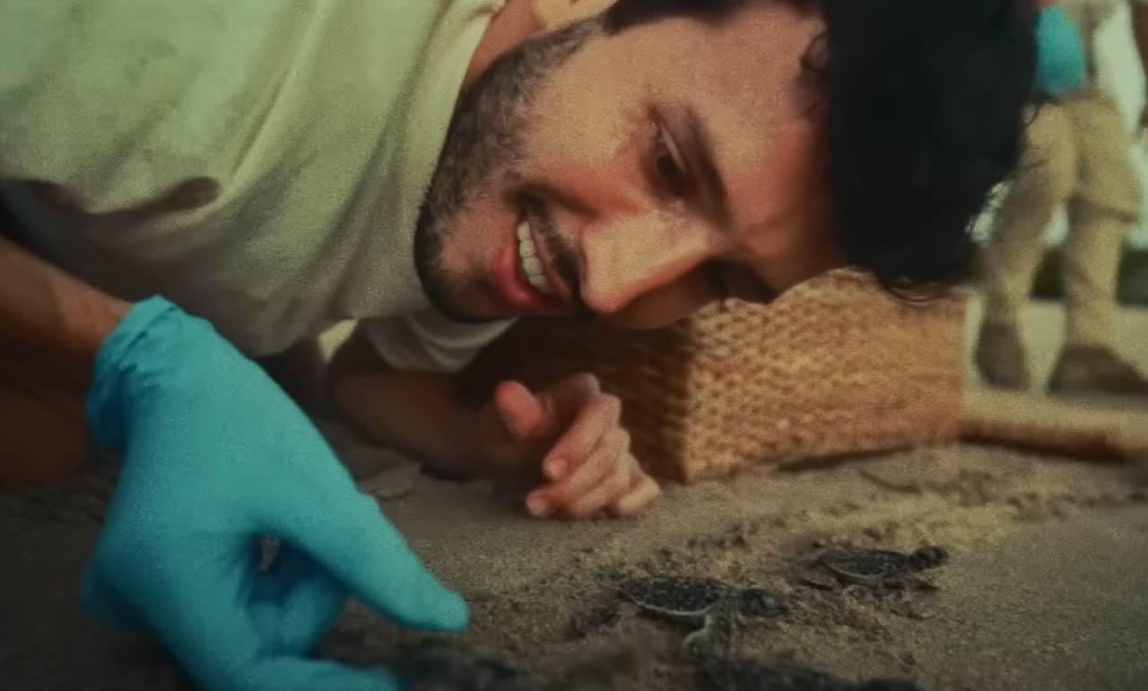 Image gallery for Sebastián Yatra: Básicamente (Music Video) - FilmAffinity