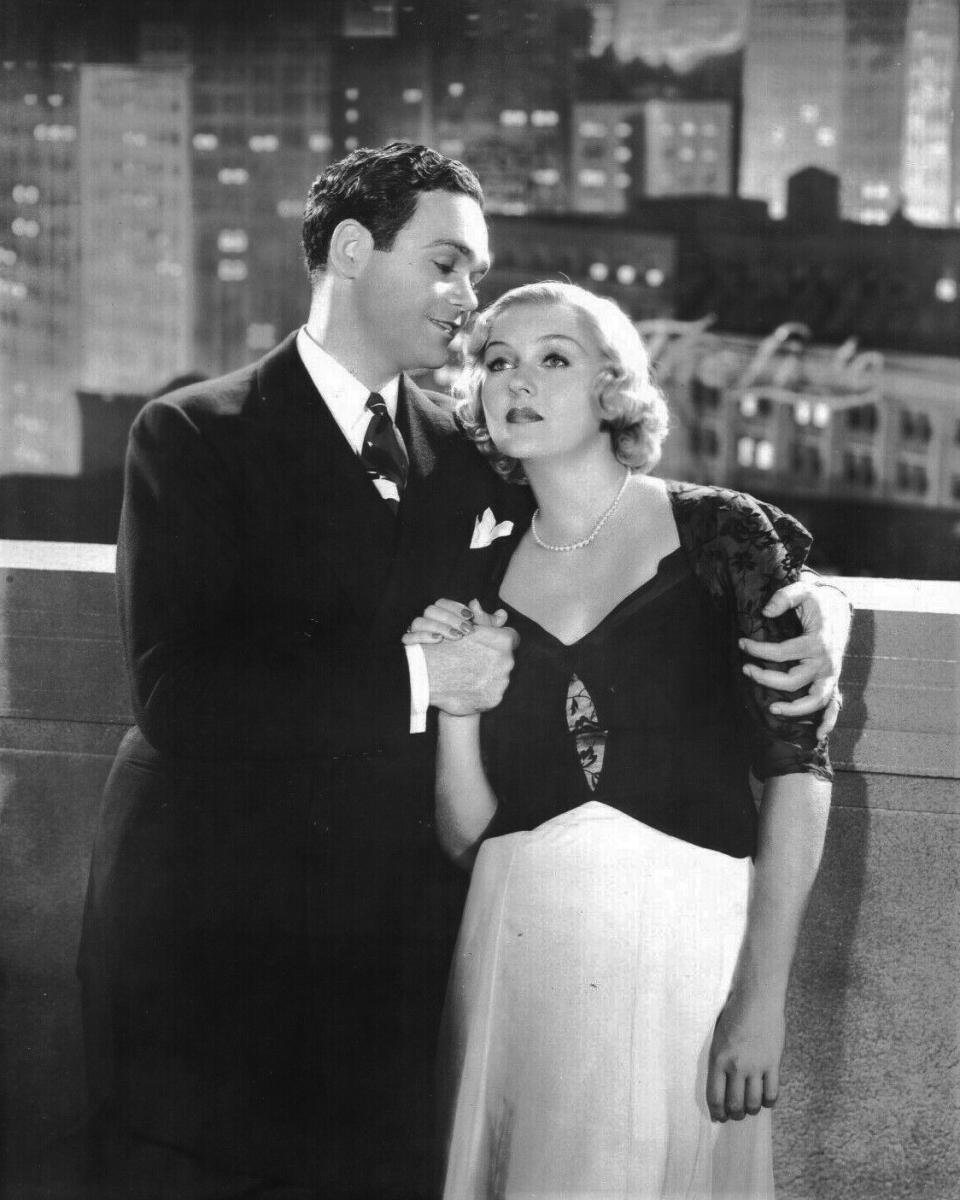Image gallery for Sing Me a Love Song - FilmAffinity