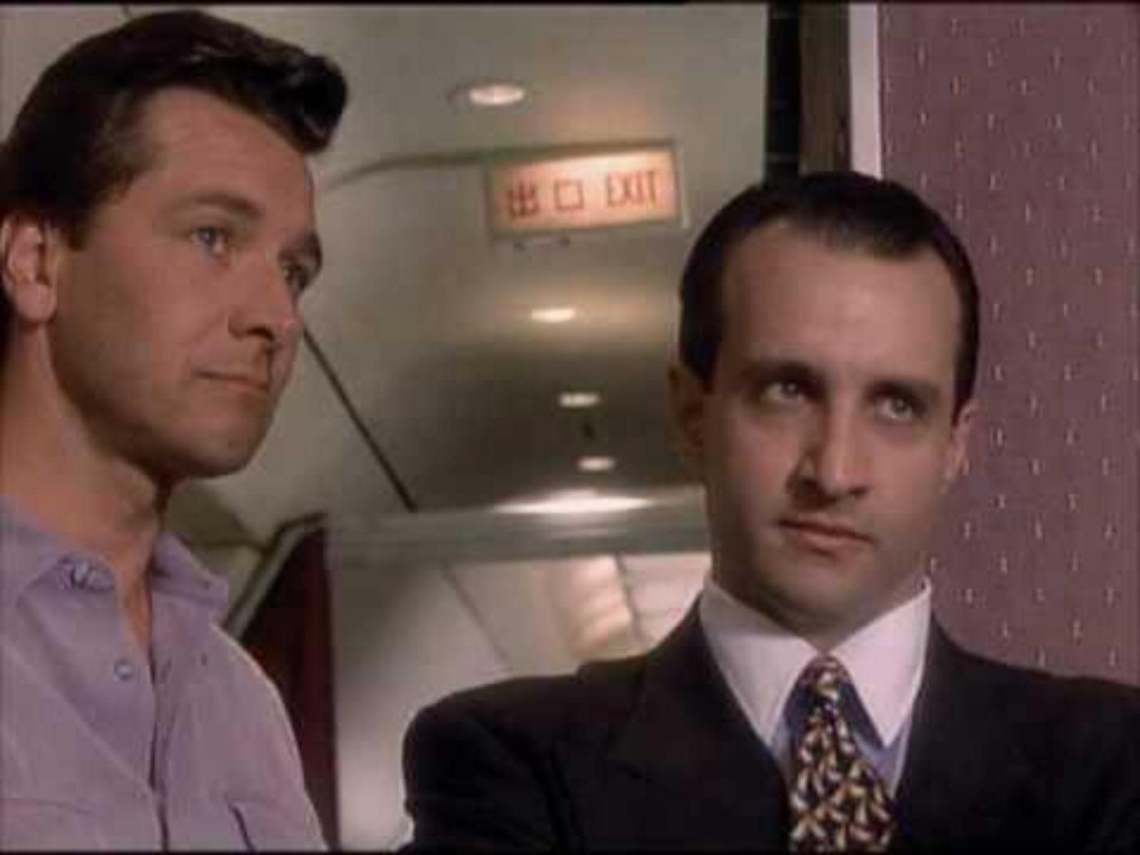 Sección visual de Langoliers, de Stephen King (TV) - FilmAffinity