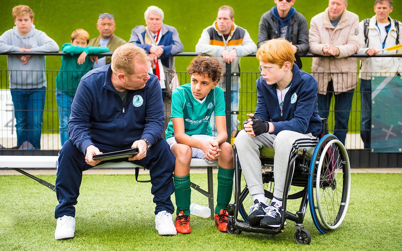 Image gallery for Bigman - FilmAffinity