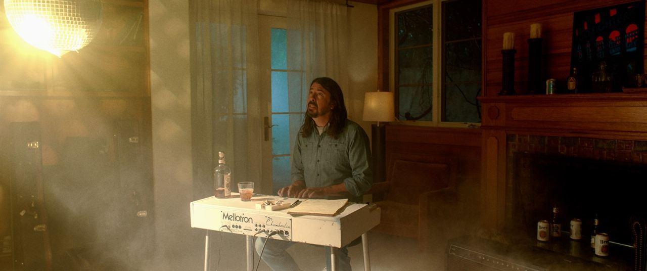 Image gallery for Studio 666 - FilmAffinity