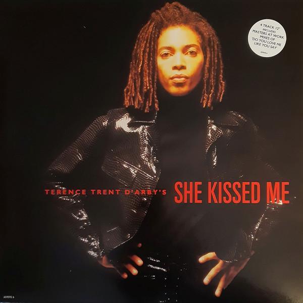 Terence Trent D'Arby: She Kissed Me (Vídeo musical) (1993) - FilmAffinity