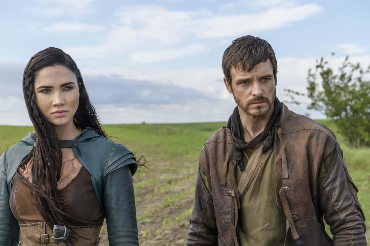 Sección visual de The Outpost (Serie de TV) - FilmAffinity