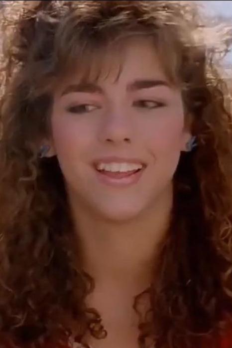 Amanda Peterson - FilmAffinity