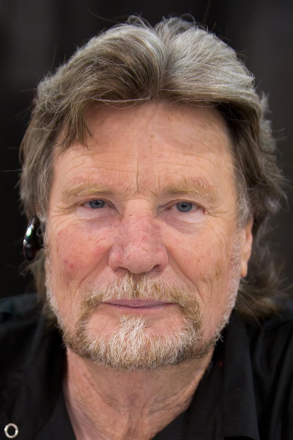 Toni Hudson - FilmAffinity