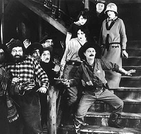 Sección visual de Yukon Jake (C) - FilmAffinity