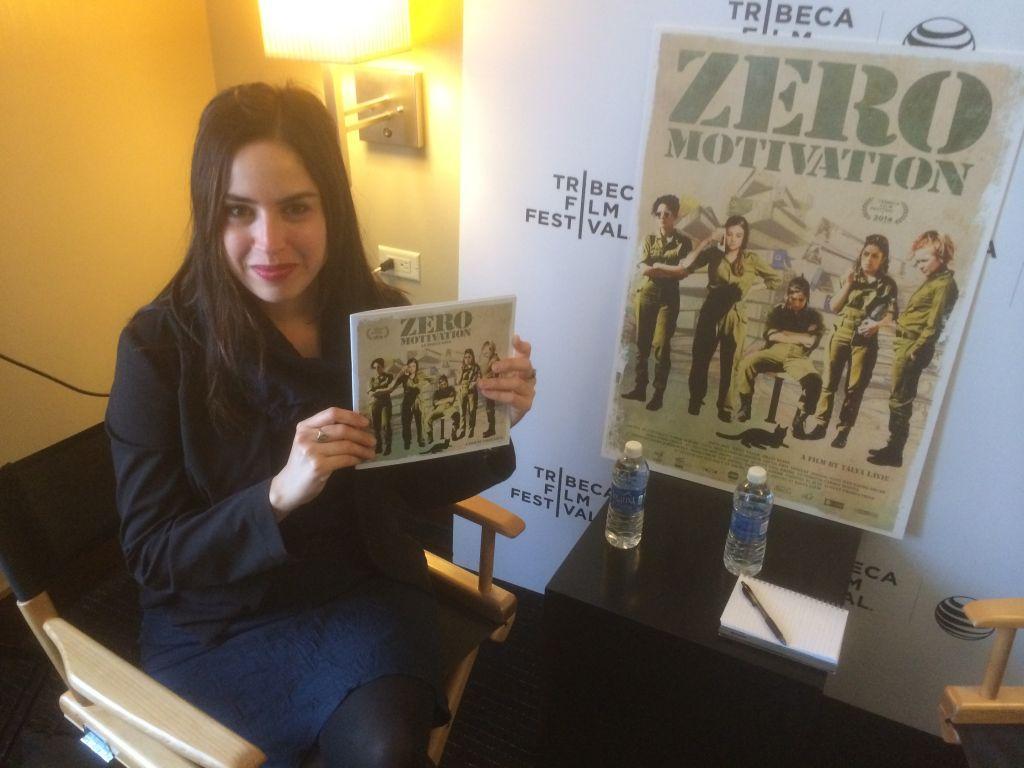 Sección visual de Zero Motivation - FilmAffinity